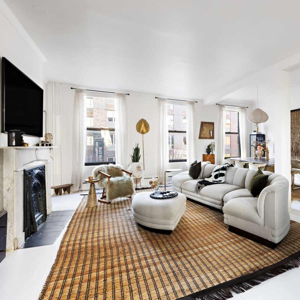 Impeccably Designed Prime Williamsburg Townhouse Duplex, Brooklyn, NY ...