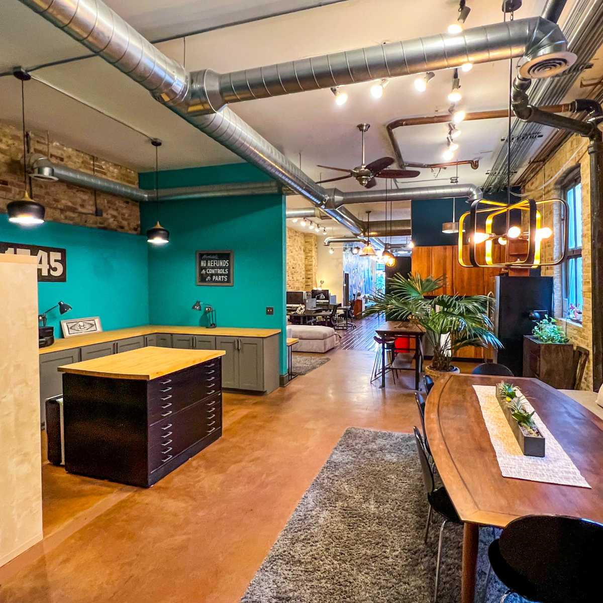 Eclectic, Modern Midtown Gathering Space, Chicago, IL | Event | Peerspace