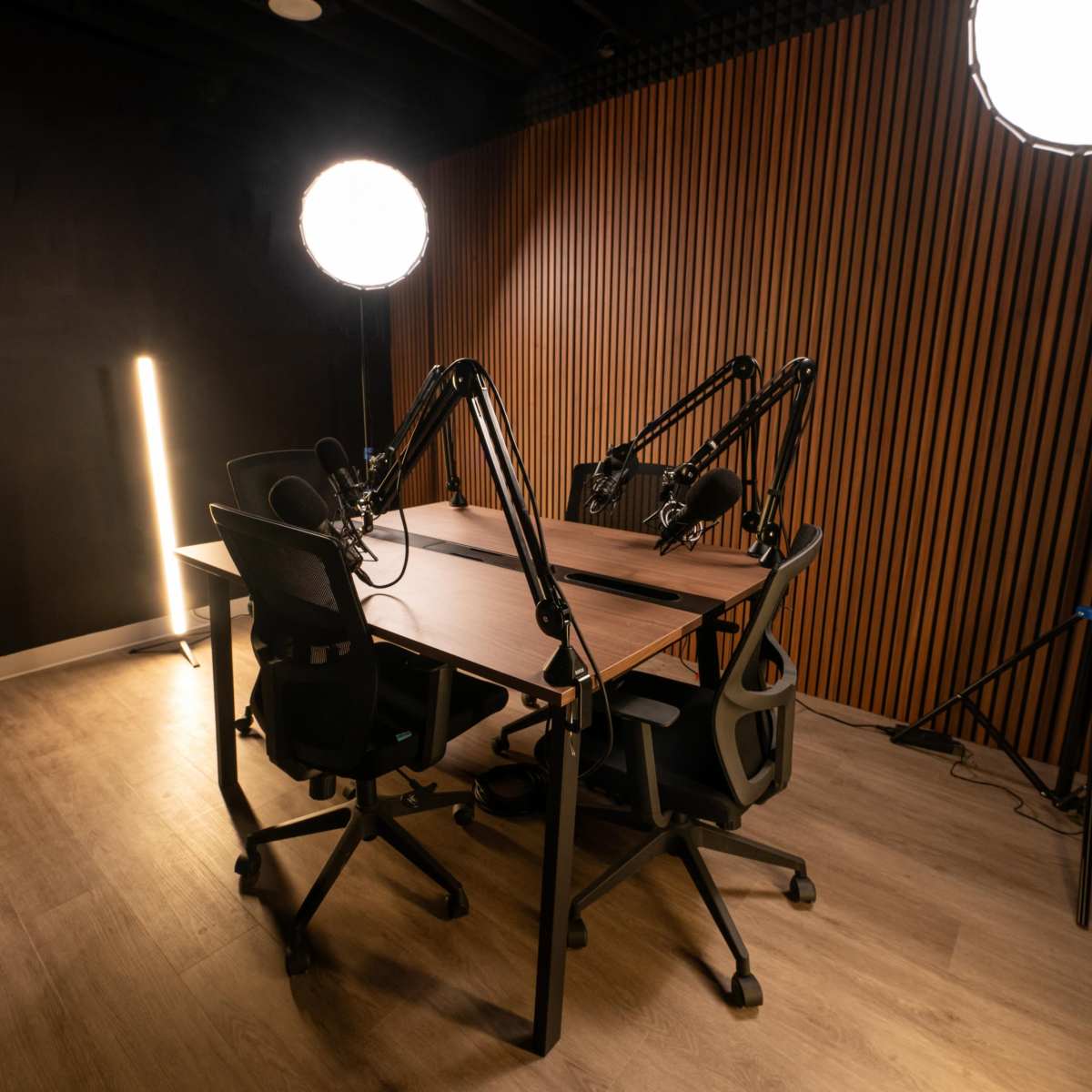 Flexwork Walnut Podcast Studio, Springfield, NJ | Production | Peerspace