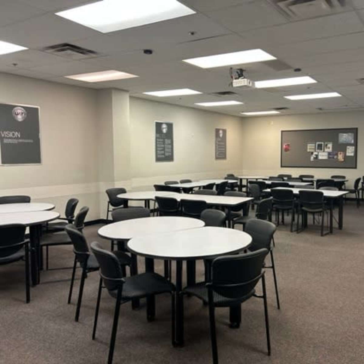 Spacious Learning Lab/Large Classroom, Tempe, AZ | Off-Site | Peerspace