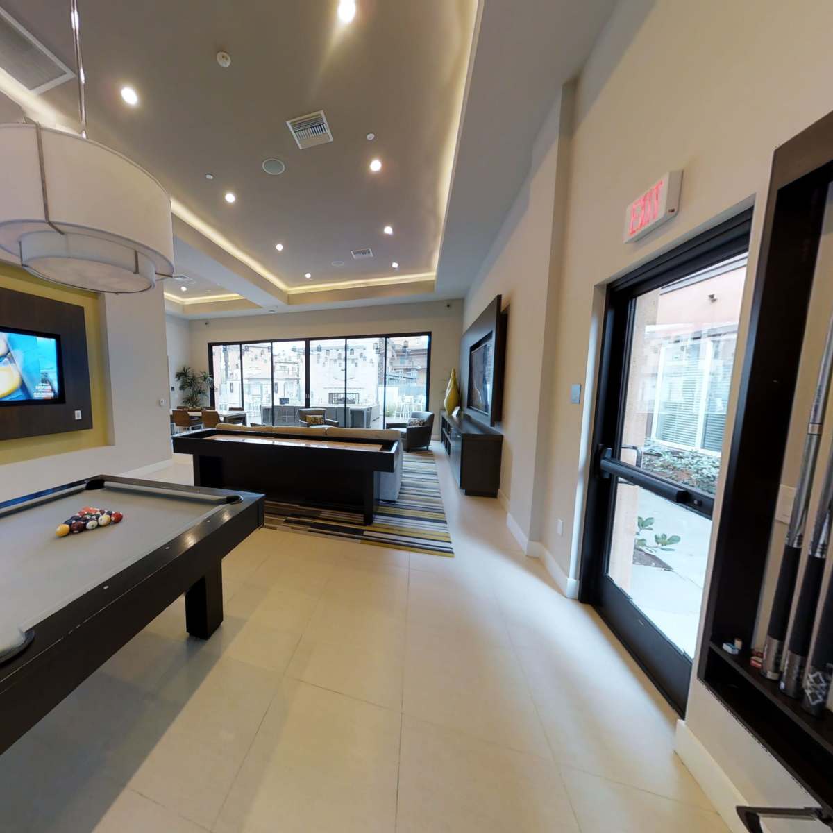 Amazing Large Indoor/ Outdoor ClubHouse Perfect for your next Event or ...