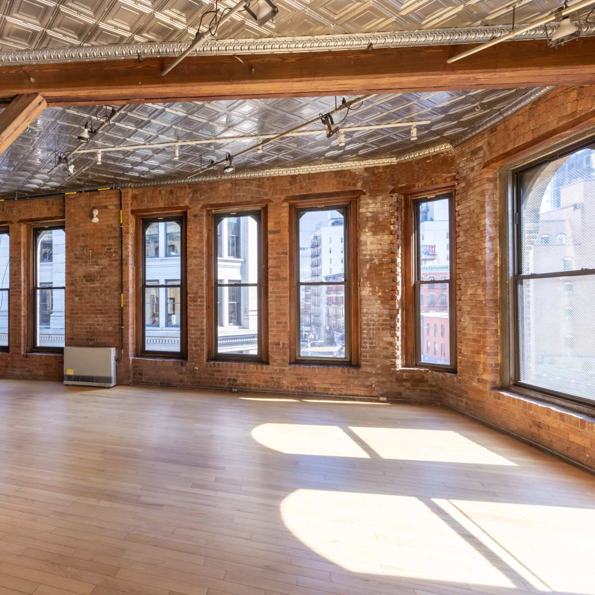 Fitbar Studios: SoHo loft perfect for fashion shoots, styling, and events, New York, NY | Off ...