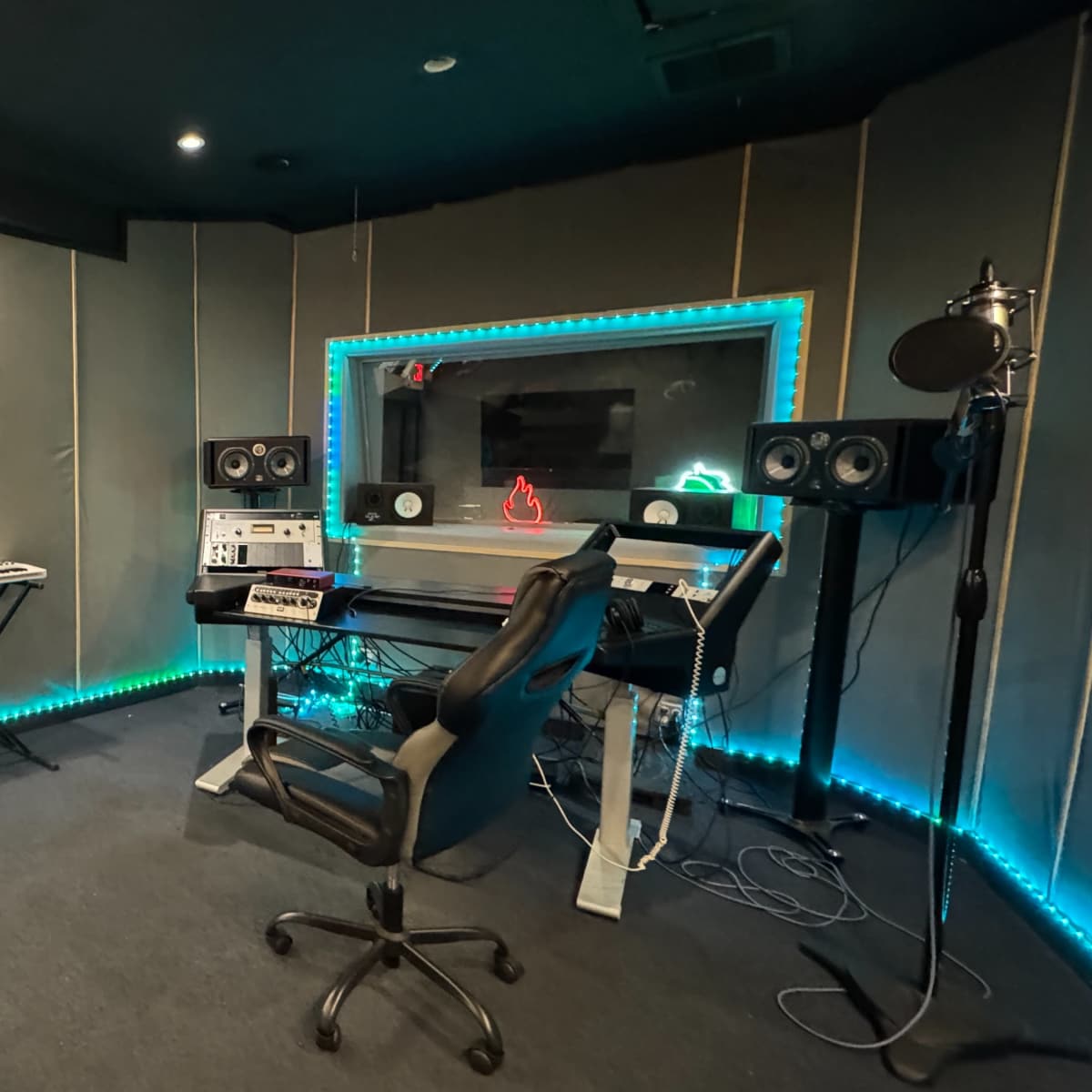 Urban Music Studio, Miami, FL | Production | Peerspace