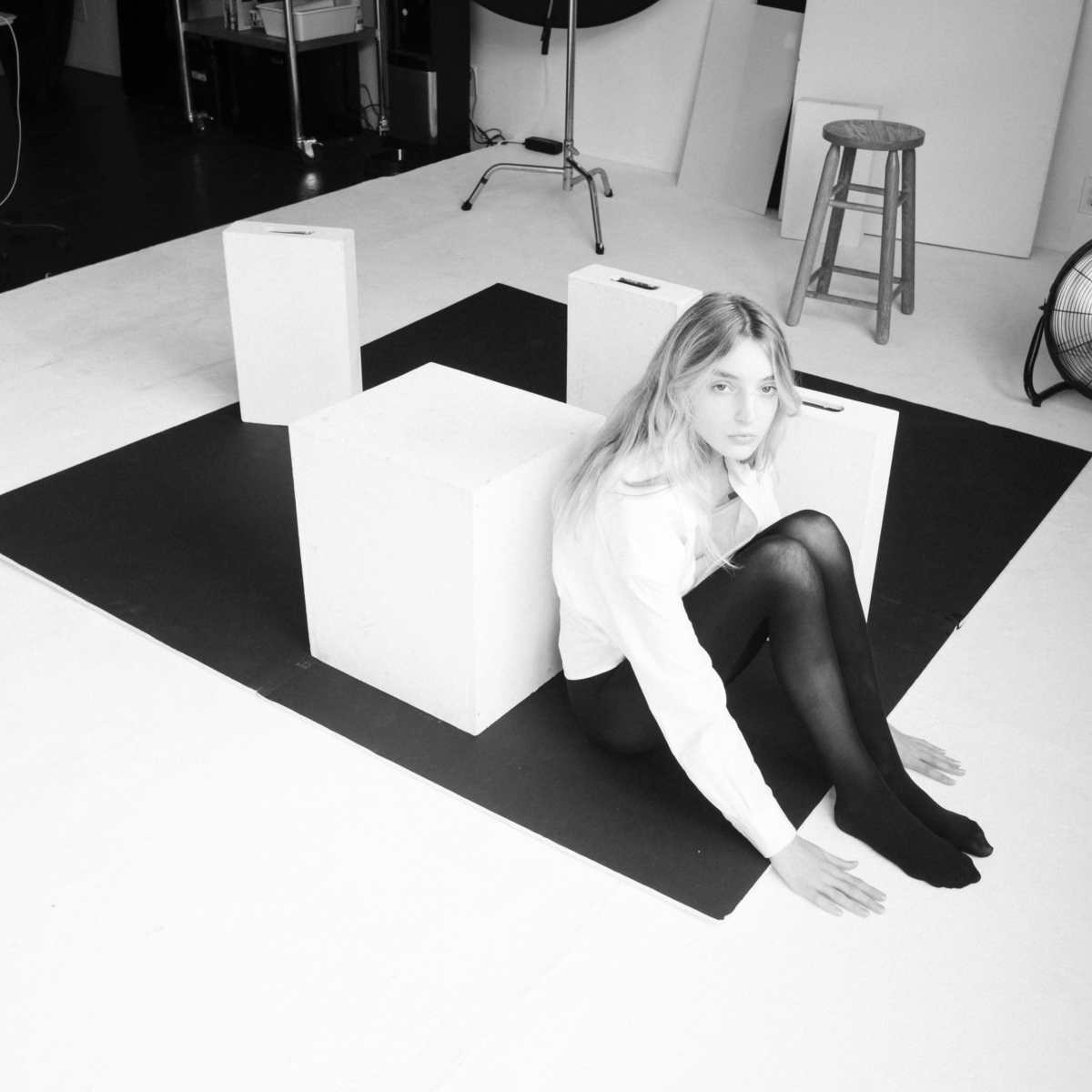 Bright CYC daylight studio, Maspeth, NY | Production | Peerspace