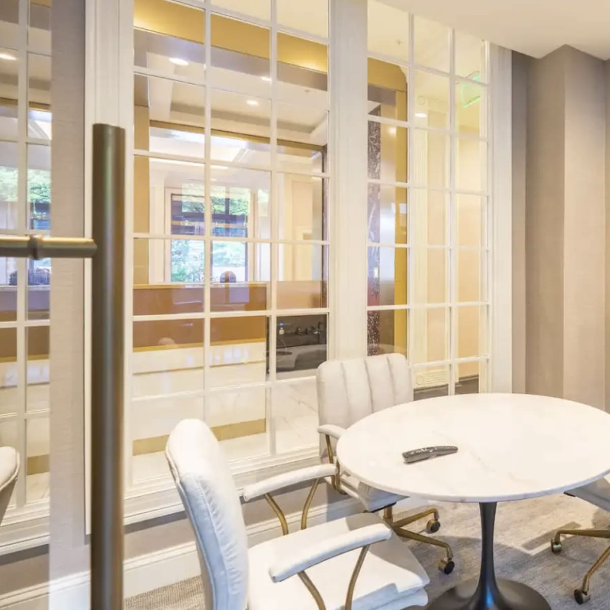 Grand Social Lounge, Arlington, VA | Event | Peerspace