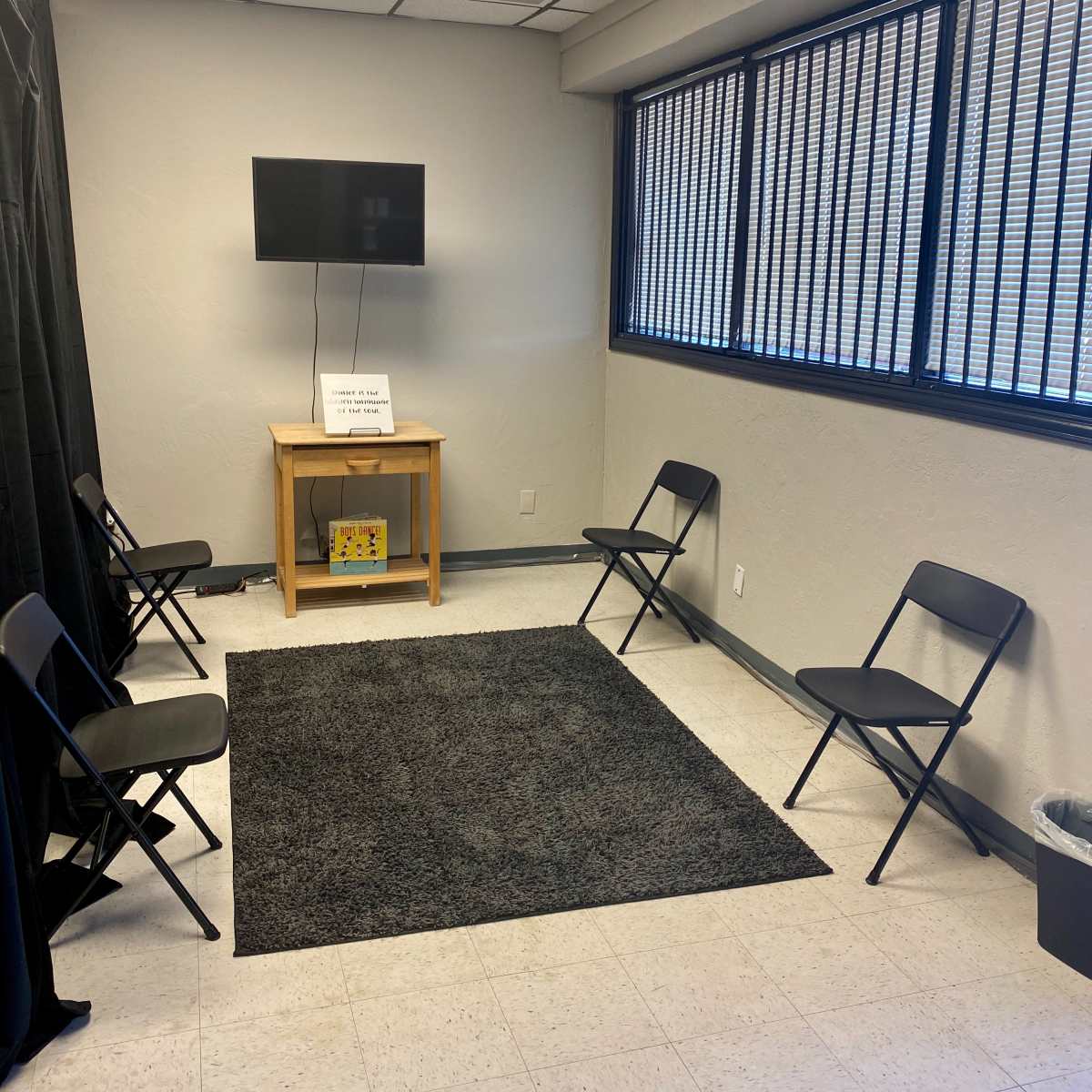 Clean Dance Studio with Open Floor Plan, Dallas, TX | Event | Peerspace