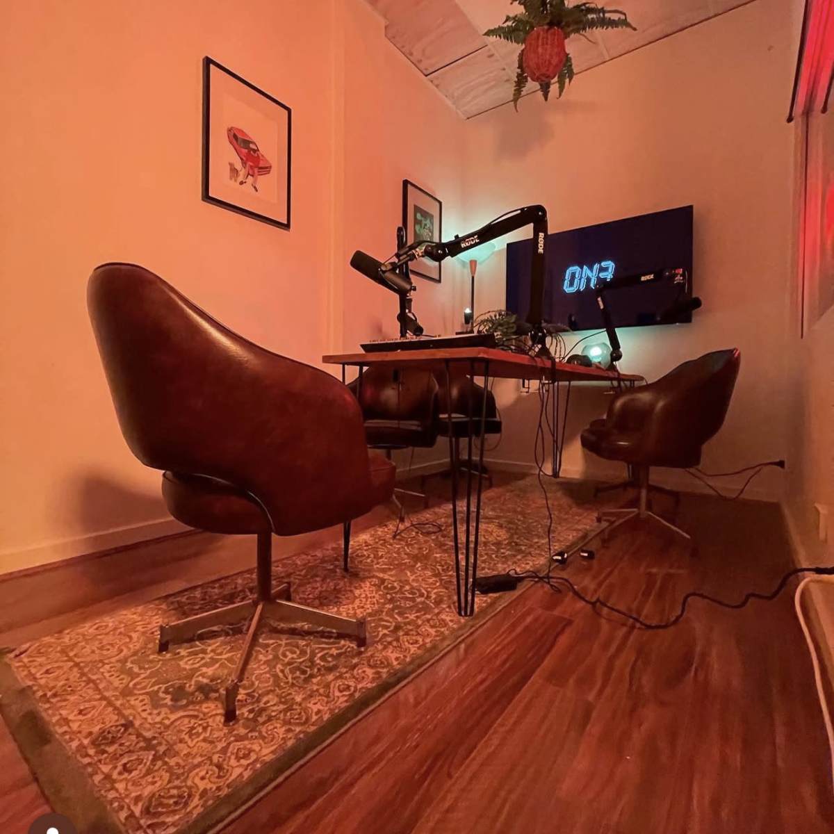 Bespoke Podcast Studio/ Brunswick, Brunswick | Production | Peerspace