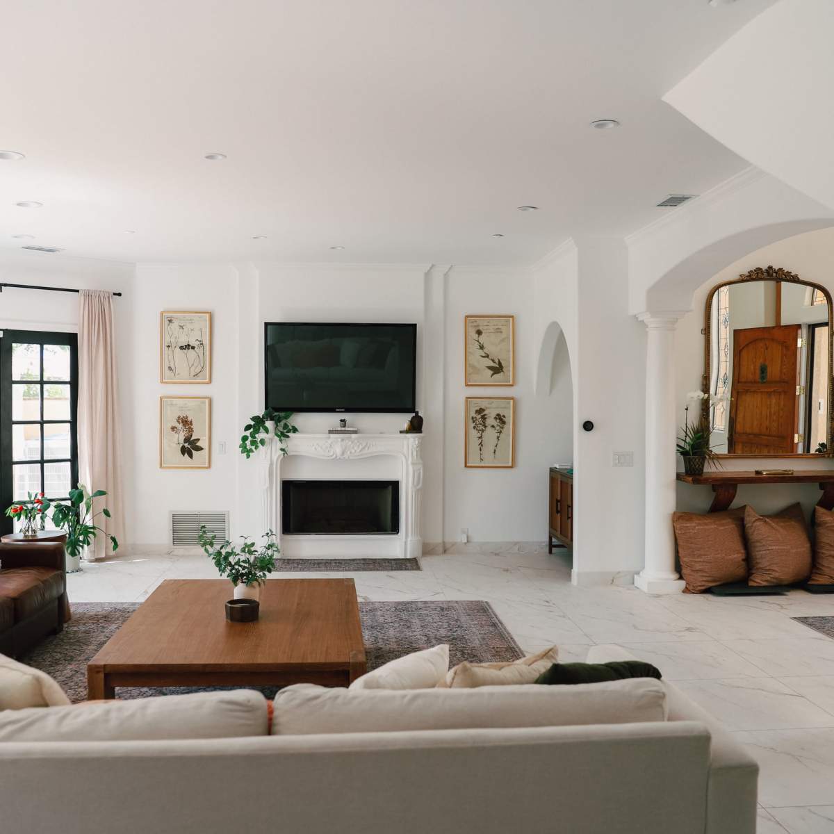 Spanish style Single family home, Burbank, CA | Production | Peerspace