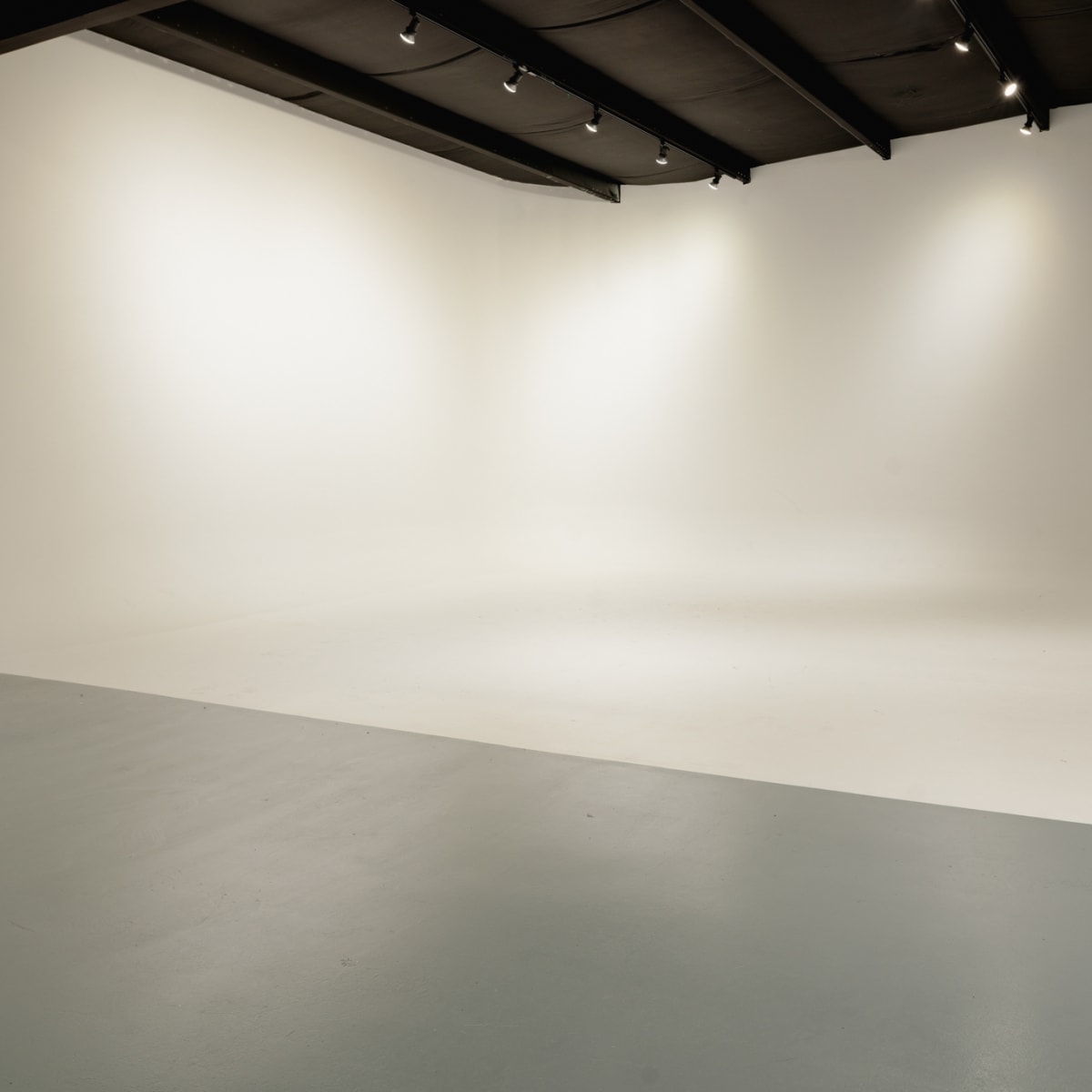 Modern Photo and Video Studio, Montgomery, AL | Production | Peerspace