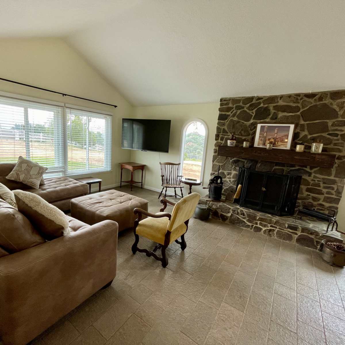 Rustic Ranch Retreat with Horses, Agua Dulce, CA | Off-Site | Peerspace