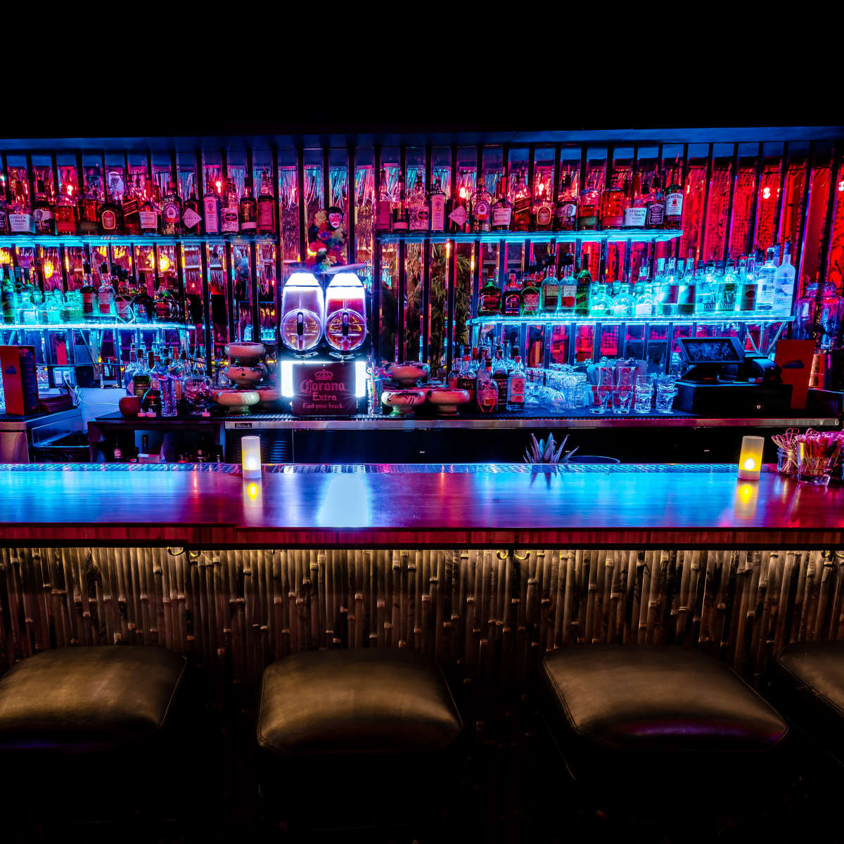 Friendly and Fun Tiki Bar, San Francisco, CA | Production | Peerspace