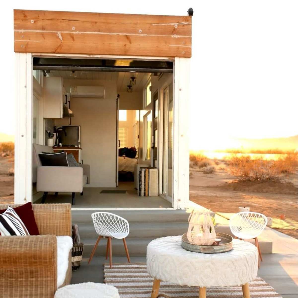 Desert Modern Container Home on 5 Acres Near Joshua Tree, Joshua Tree ...