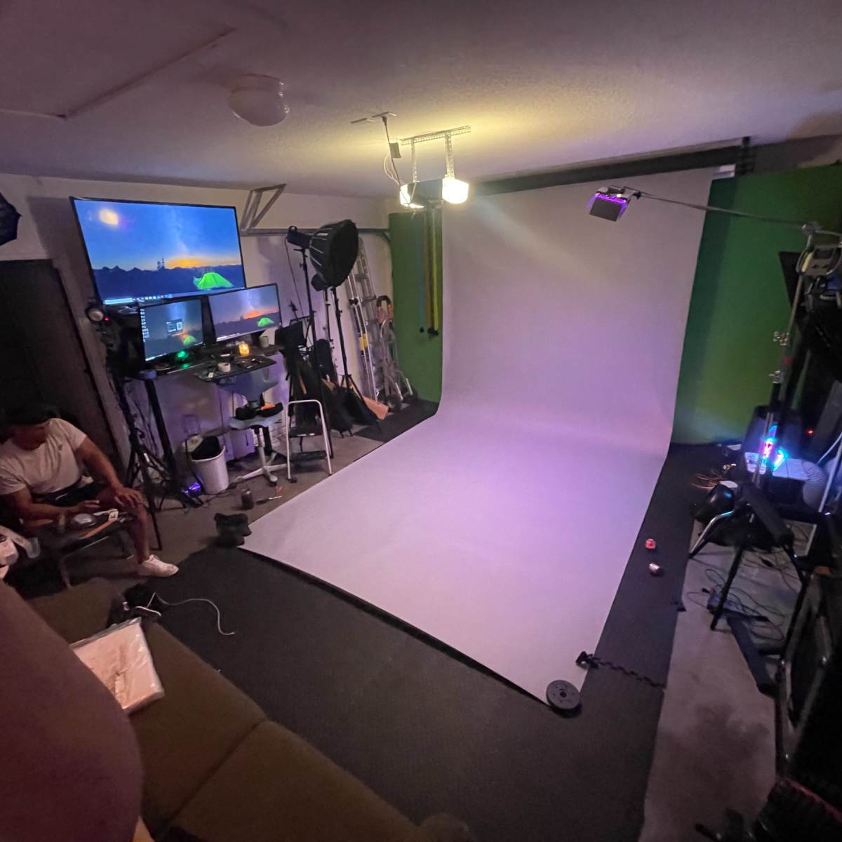 Urban Studio with Pro Lighting & Backdrops in West Palm Beach, West ...