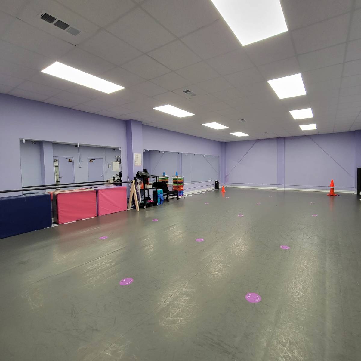 1000sqft Dance Studio w/ 14ft Ceilings & Great Amenities!, Virginia ...