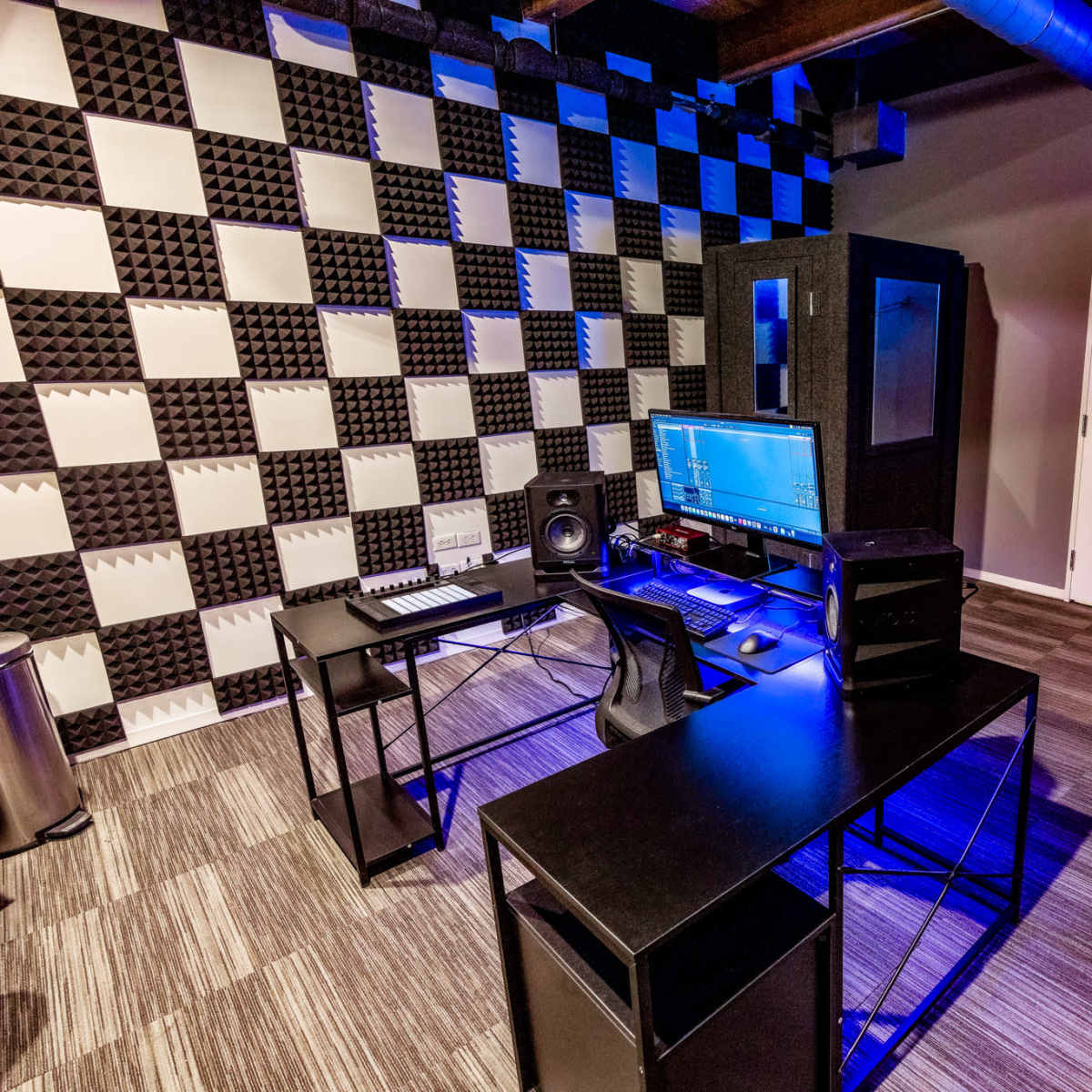 Music/Sound Recording Studio in Chicago, Chicago, IL | Production ...