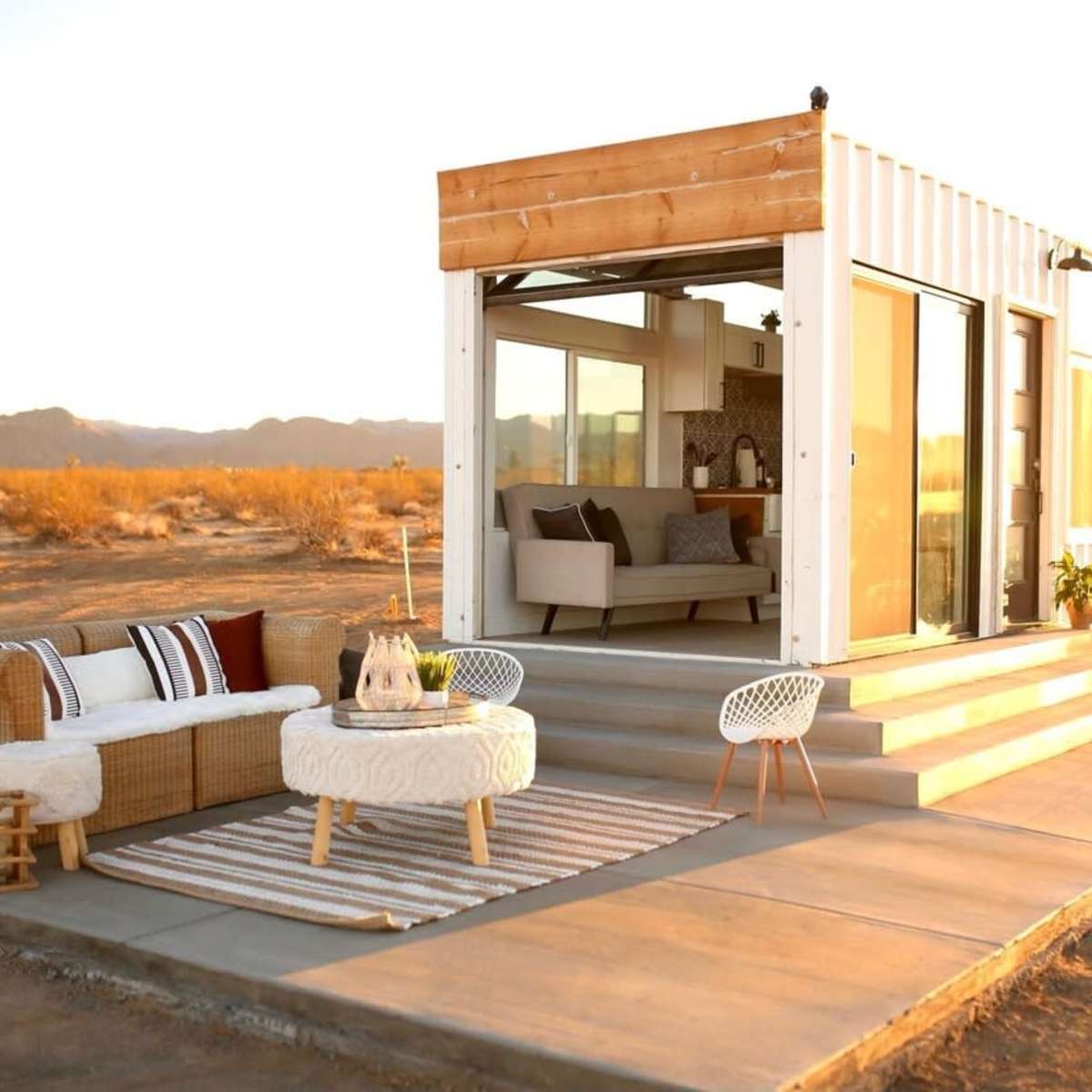 Desert Modern Container Home on 5 Acres Near Joshua Tree, Joshua Tree ...