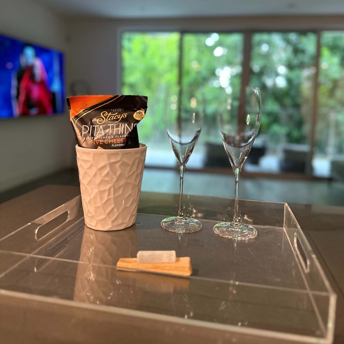 Quiet luxurious space in the heart of WeHo, Los Angeles, CA | Off-Site ...