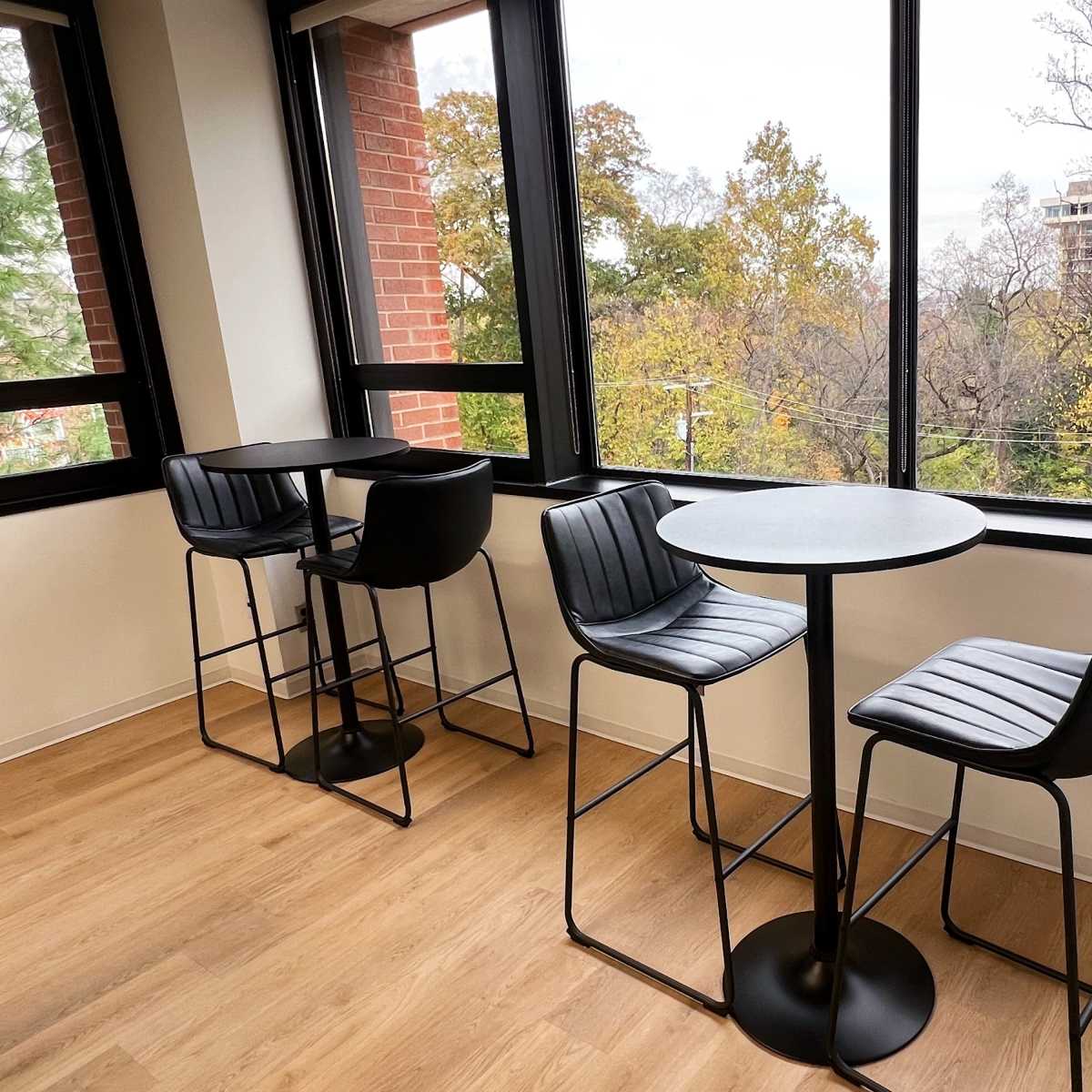 Modern Urban Conference Space, Arlington, VA | Off-Site | Peerspace