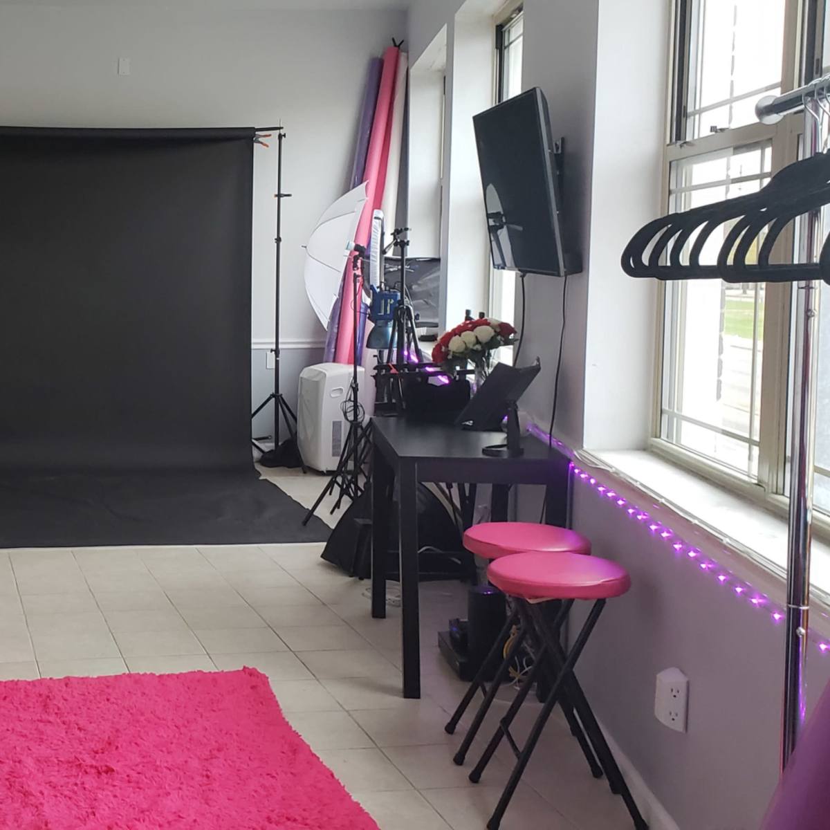 Small Chic Freeport Studio: NYC Vibes in Long Island, Freeport, NY ...