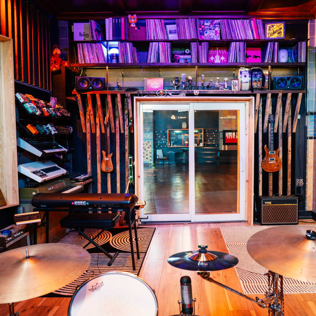 Small studio space, great for small interview shoots, Munhall, PA ...