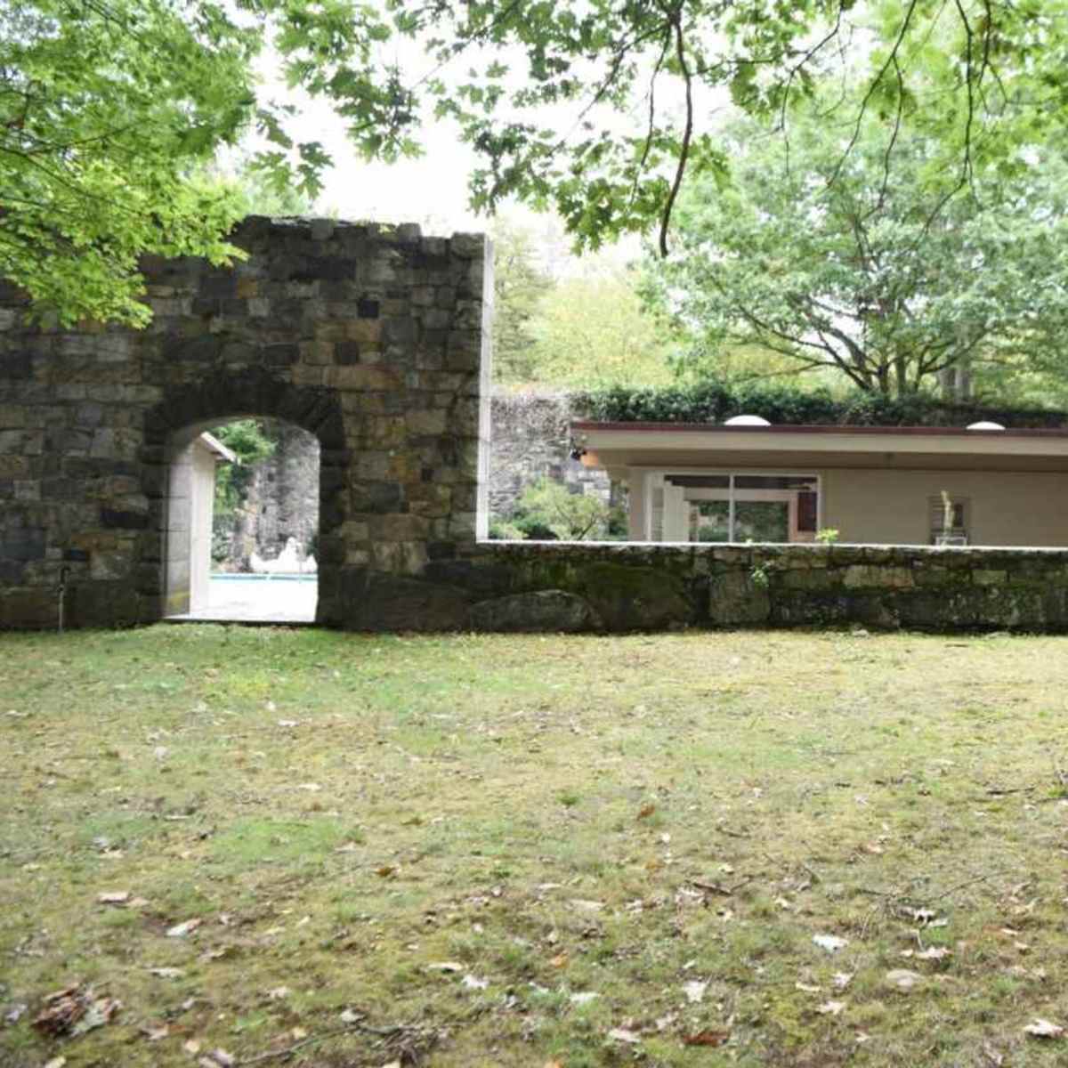 Outdoor Studio of sculptor ( creator of MOUNT RUSHMORE) Gutzon Borglum ...