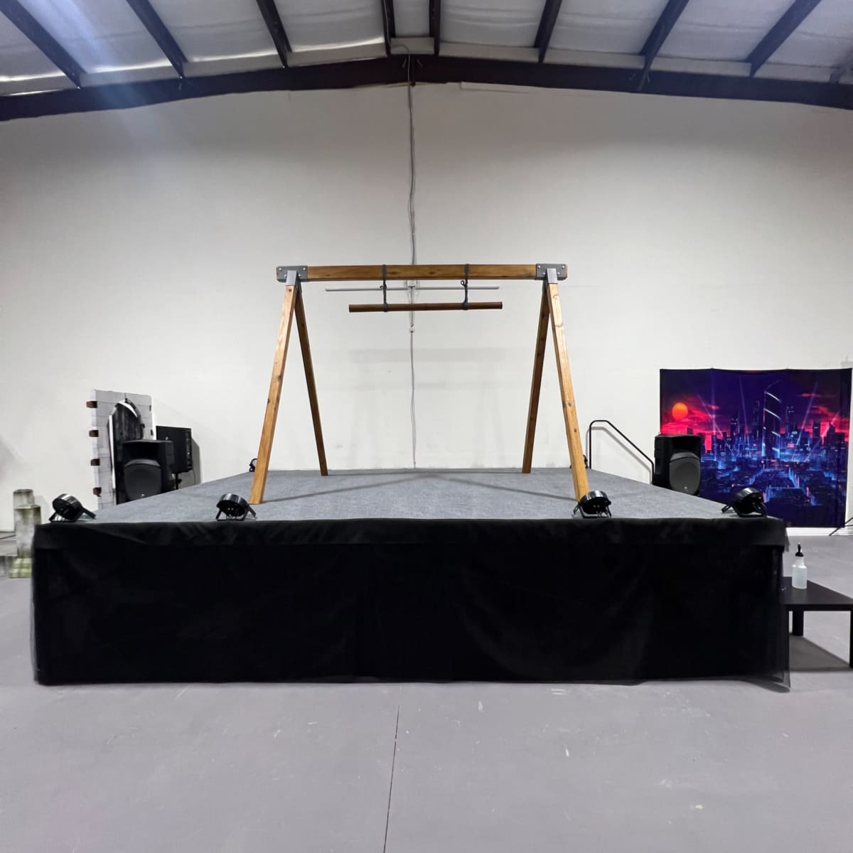 Studio Warehouse with Stage and Aerial Provisions, Fort Worth, TX ...
