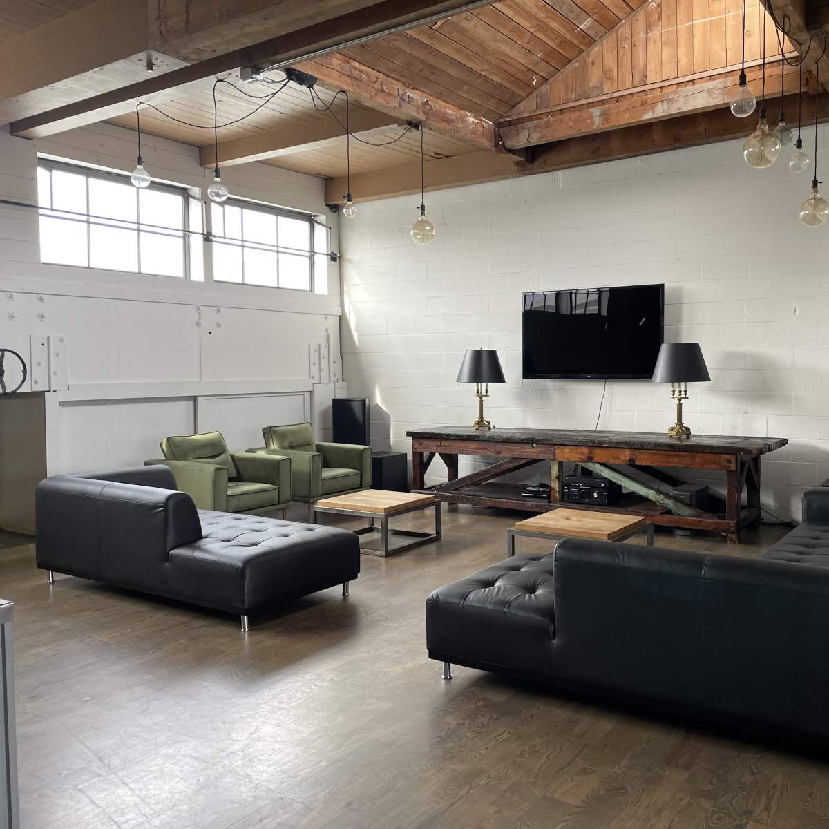 Marian Built | Modern Industrial Loft in Ballard, Seattle, WA | Event ...