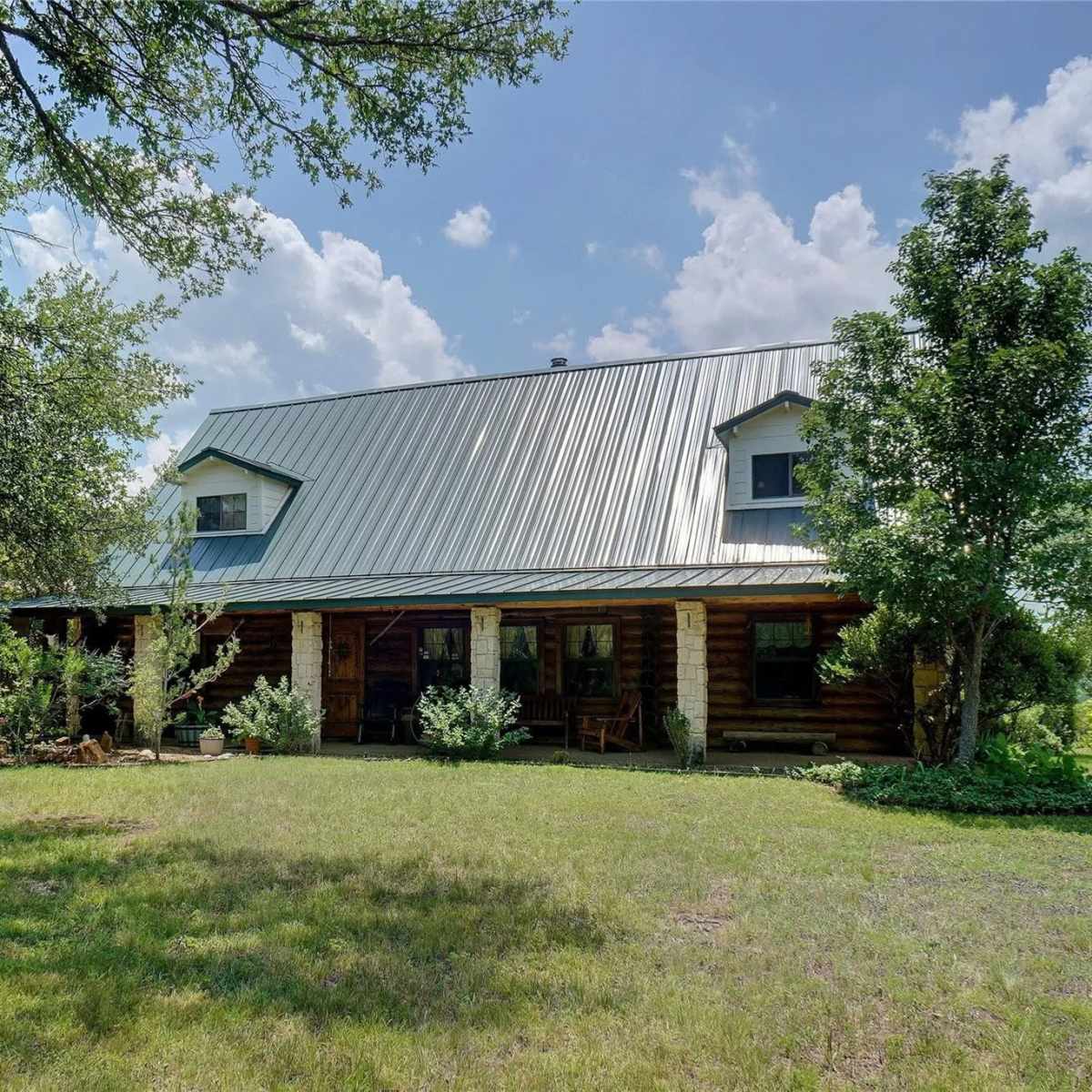 Dreamy Log Cabin/Ranch Home in the Woods- Western, Fort Worth, TX ...