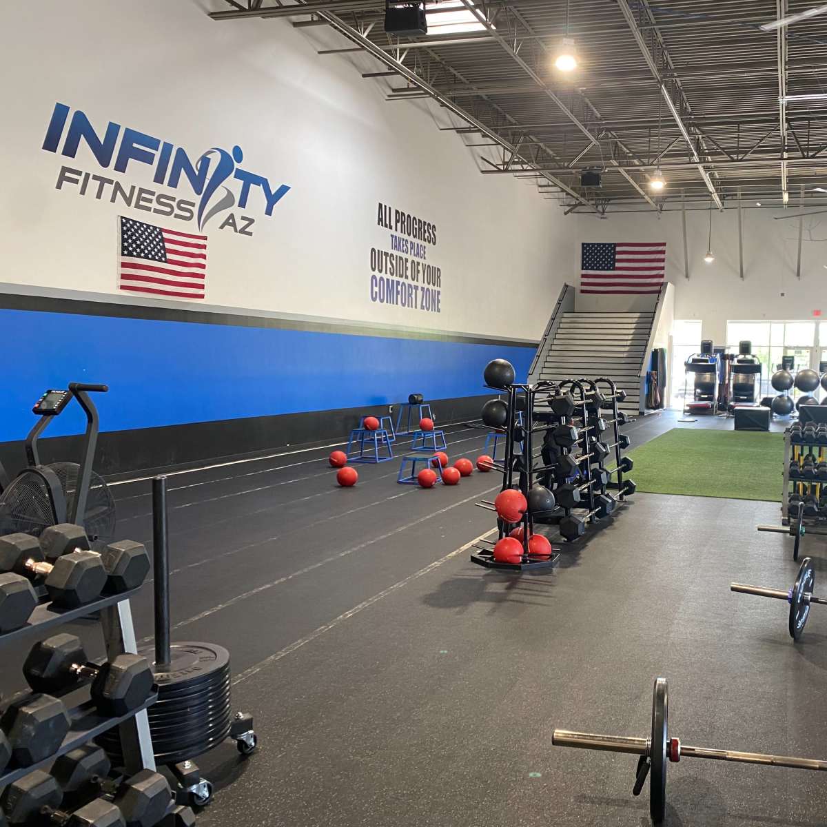 Exclusive High-Performance Training Space: Fully Equipped and Prime ...
