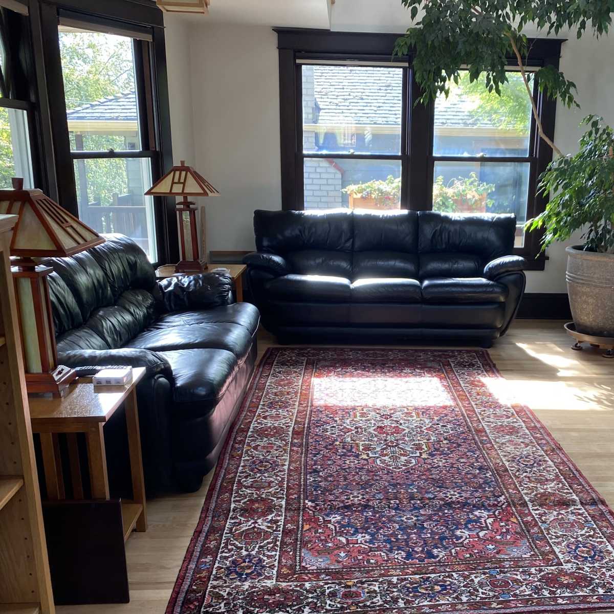 Beautiful Bungalow-Style Craftsman House, Seattle, WA | Production ...