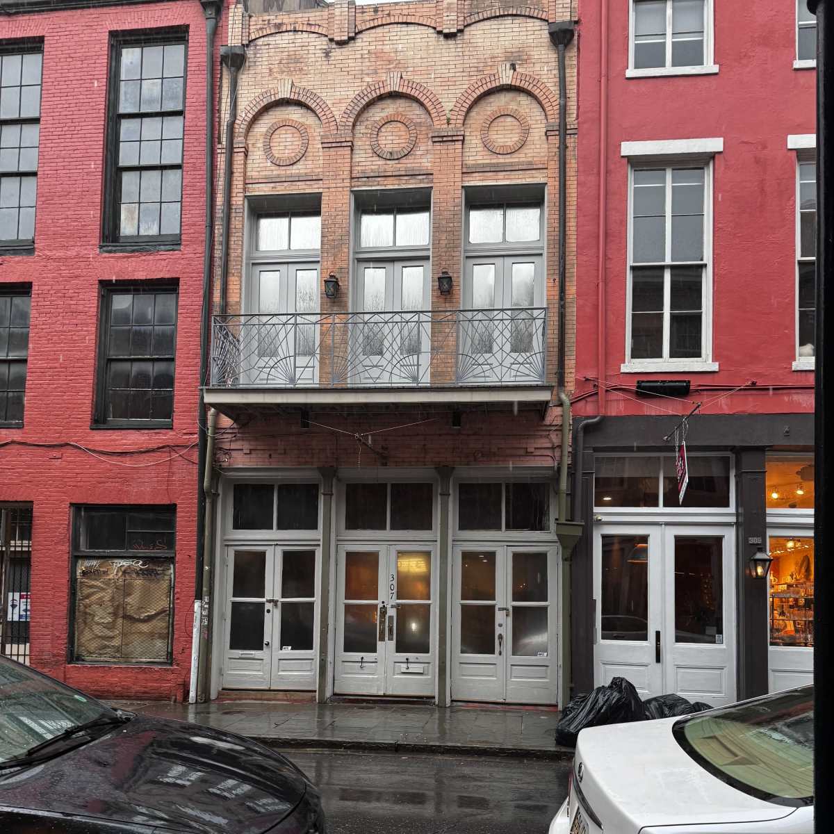 Multi-functional 3-Story French Quarter Building, New Orleans, LA ...