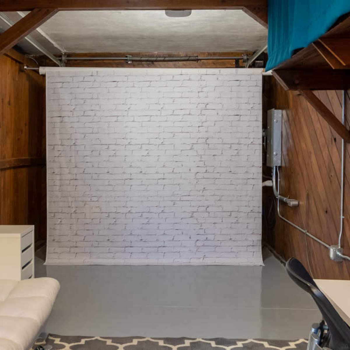 Rustic photo studio, Long Beach, CA | Production | Peerspace