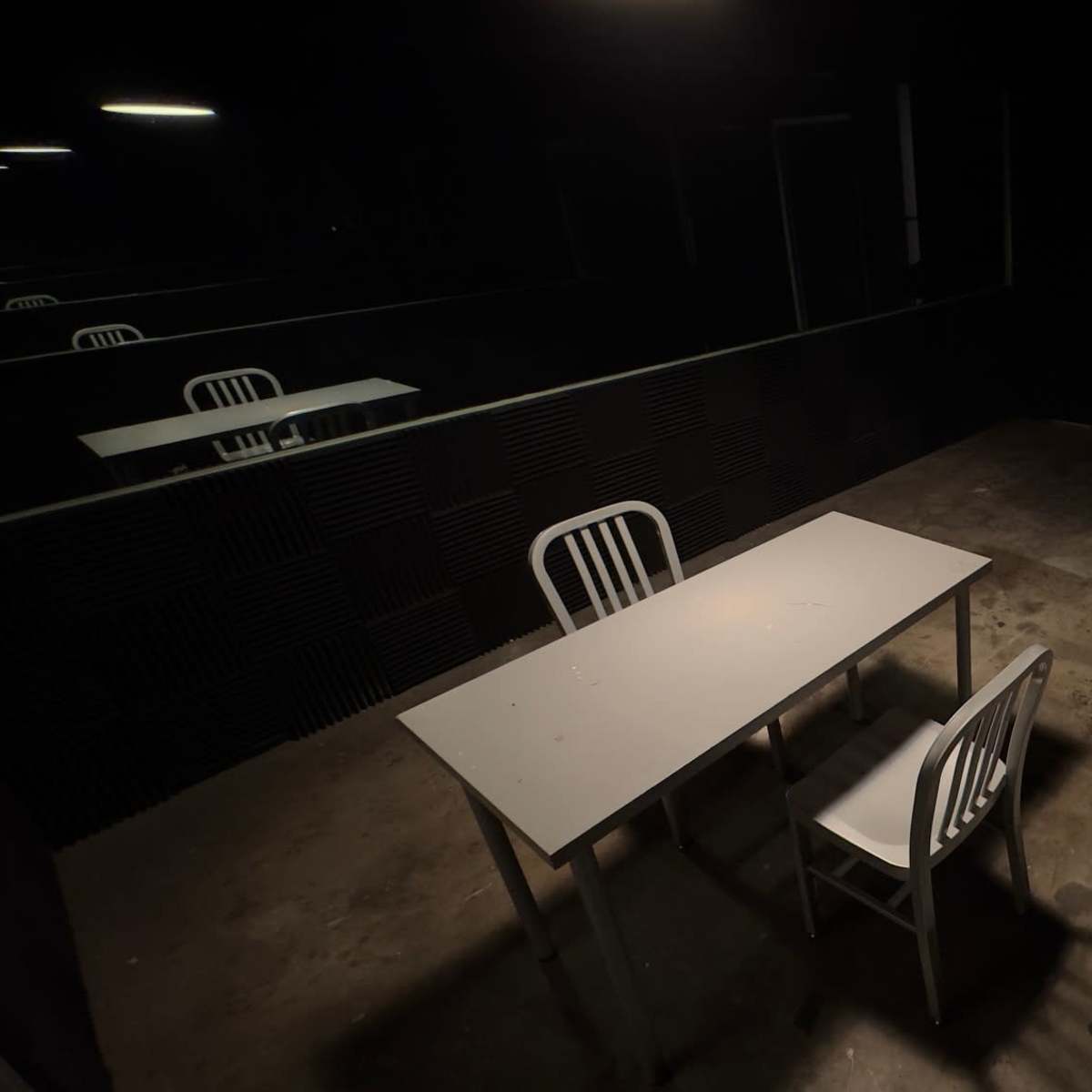 Los Angeles Police Interrogation Room with One Way Mirrors for TV ...