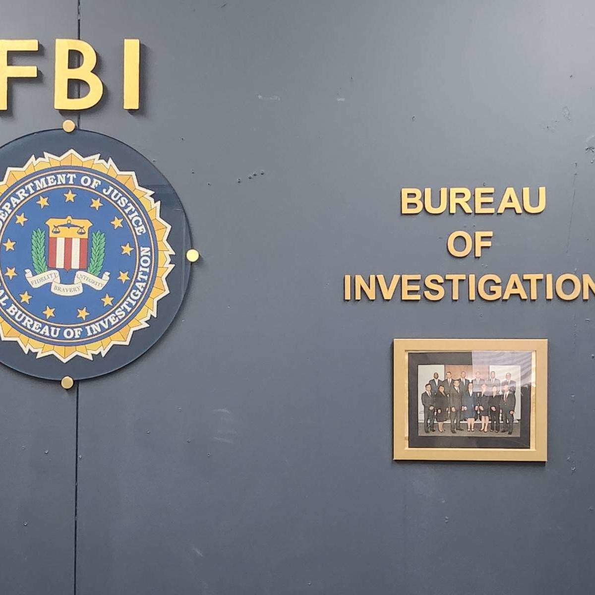 Trailer, FBI and Police Headquarters, Media and Press Room, Staten ...