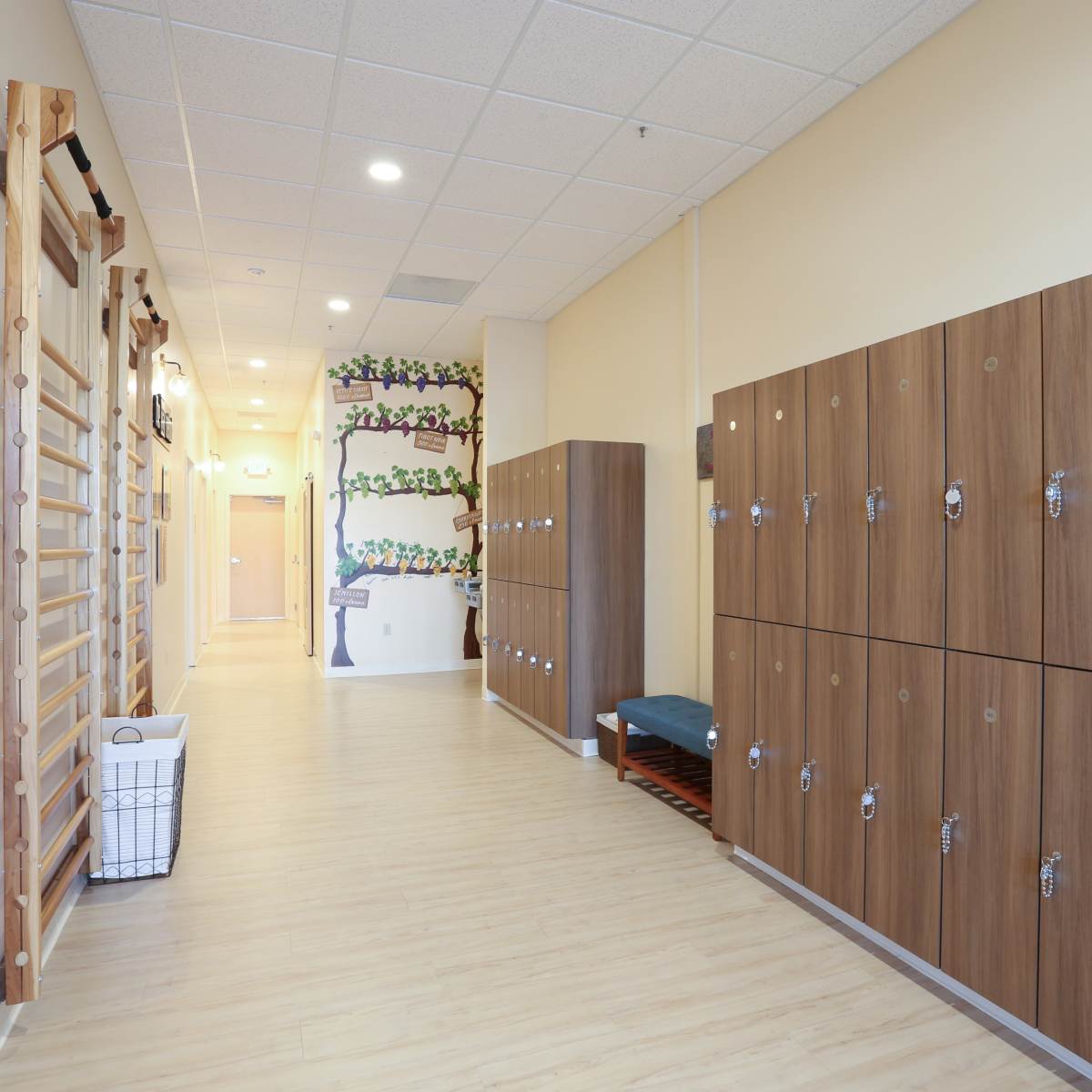 Fitness/Dance Studio with Carpet and Ballet Barres, Livermore, CA ...