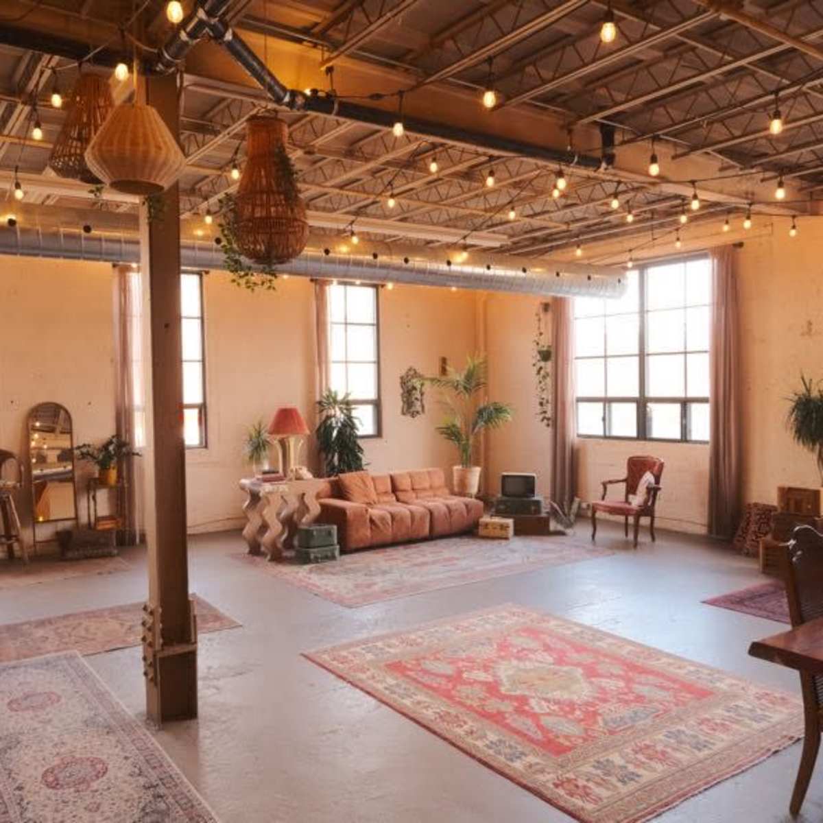 Junto Studio | Cozy Industrial Loft Studio and Event Space, Toronto ...