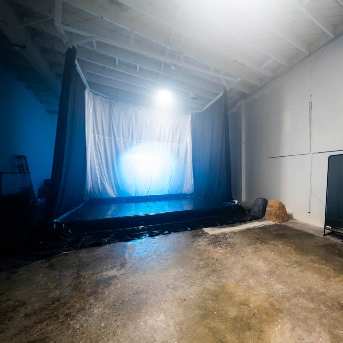 Large photo studio with white walls, leather couch and included ...