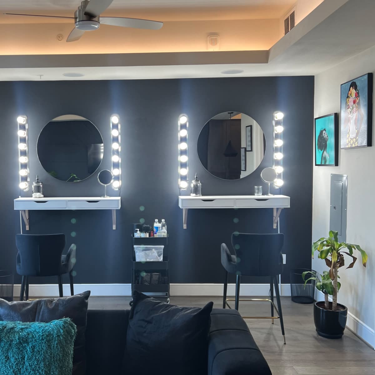 Deep Ellum Chic Makeup Content Studio, Dallas, TX | Production | Peerspace