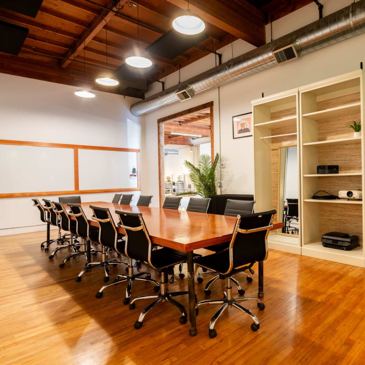 VIP Conference Room, Los Angeles, CA | Off-Site | Peerspace