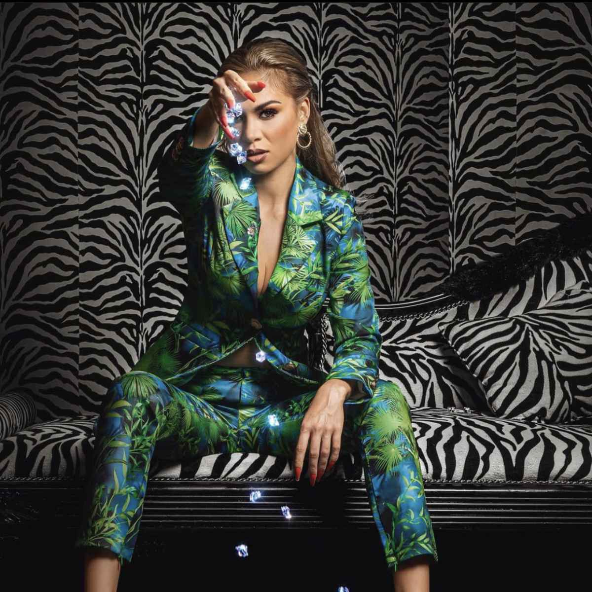 *NEW* Cyc Wall + *8 Theme Sets* | Luxury Miami Production Studio | Cyc ...