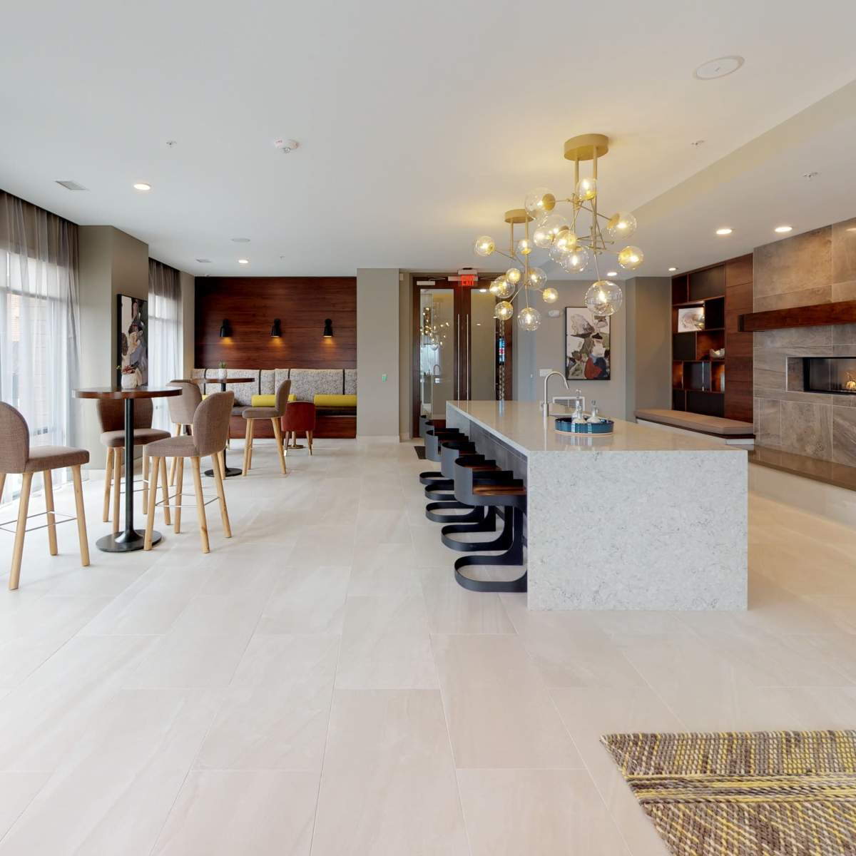 Bright Entertaining Lounge w/ Kitchenette & Fireplace, Boonton, NJ ...