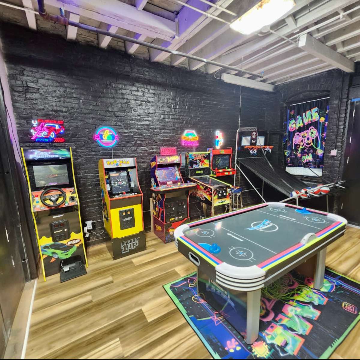 Unique Event Space with game room / pool table, Philadelphia, PA ...