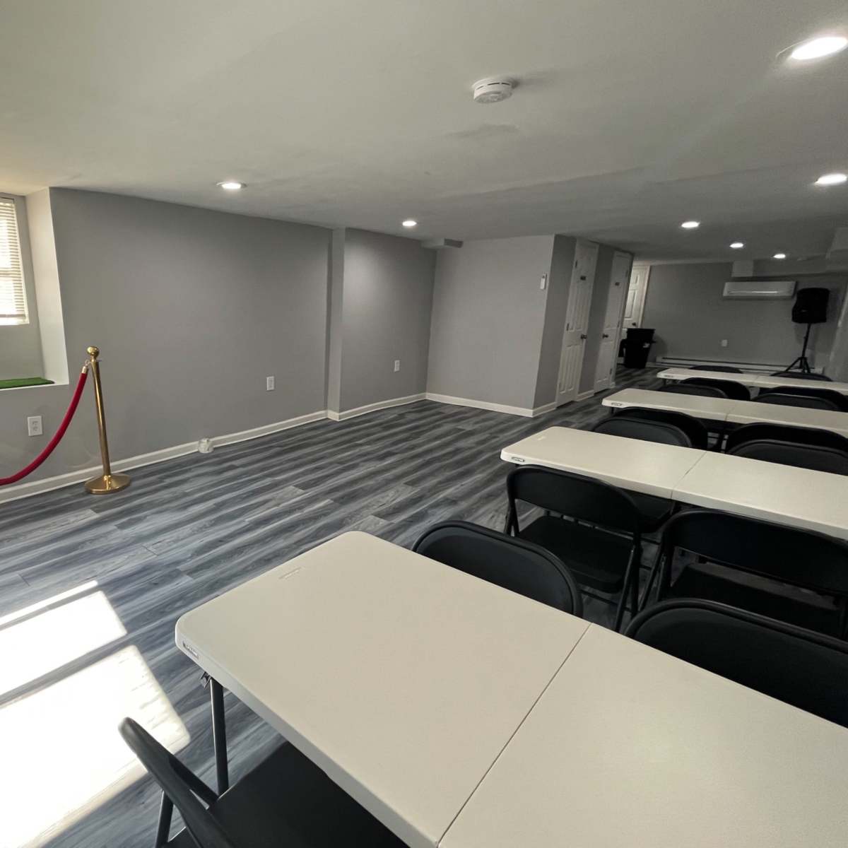 Urban Event Space with rustic floors. Great for all events of 50 -70 ...