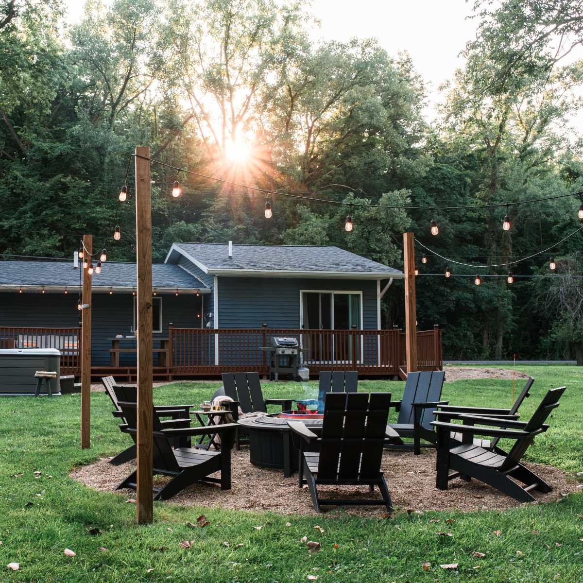 Lux ranch style beach cottage with hot tub, firepit, large yard, New ...