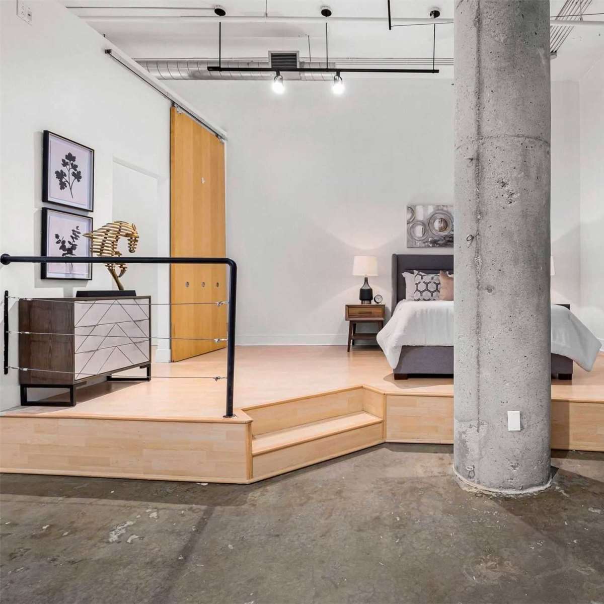 Loft 406, Toronto | Production | Peerspace