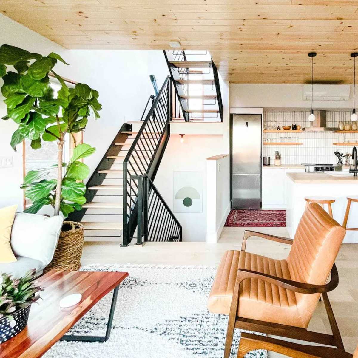 Modern watchtower home with views featured in Dwell, Catskill, NY ...