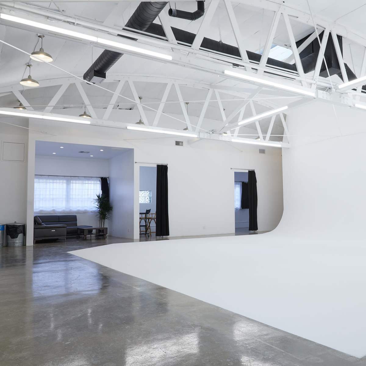 Dust Studios LA | STUDIO 5 | Modern Studio in West Hollywood, VIP Green ...