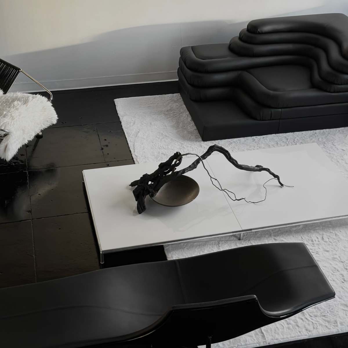 Brutalist New York Style 20ft Ceiling Photo studio/loft, Los Angeles ...