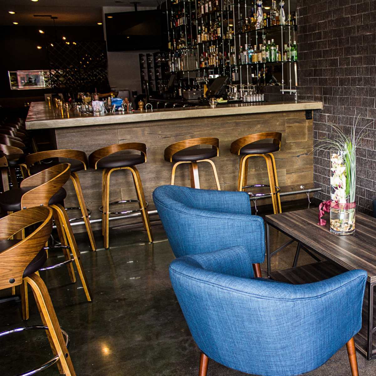 Upscale Modern Restaurant and Bar, Sherman Oaks, CA | Production ...