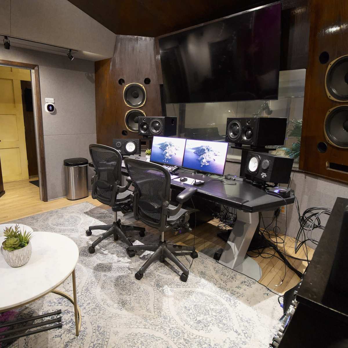 Recording Studio, Production Studio and Filming Location (Woodland ...